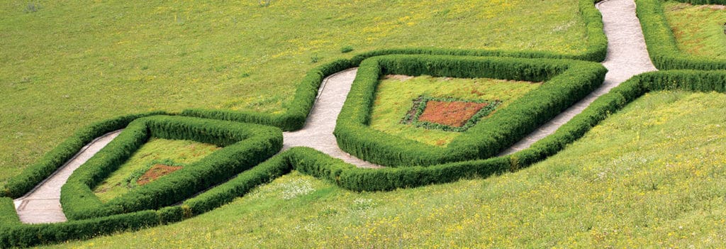 How To Measure An Odd Shaped Lawn | TurfOnline