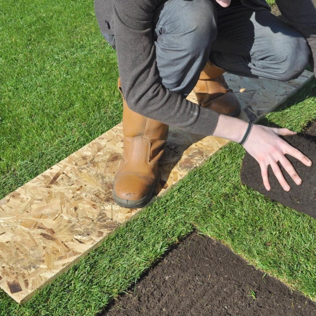 Turf Laying Boards | Lawncare Tools | TurfOnline
